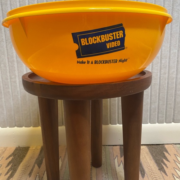 Tupperware | Dining | Vintage Tupperware Blockbuster Video Popcorn Bowl ...